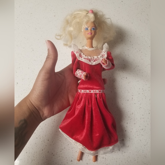 Mattel | Toys | 966 Barbie Blonde Hair Blue Eyes Pink Lipstick W Heart ...